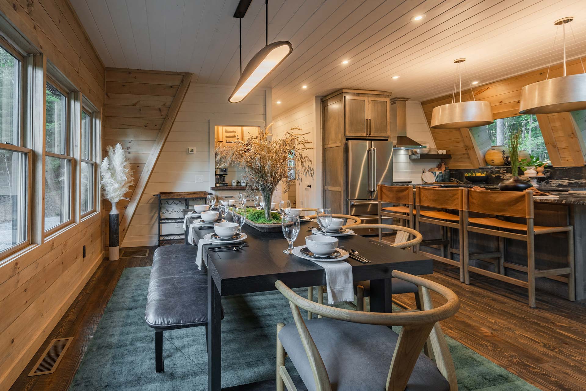 Luxe Lodge - Gnarly Home Crafters